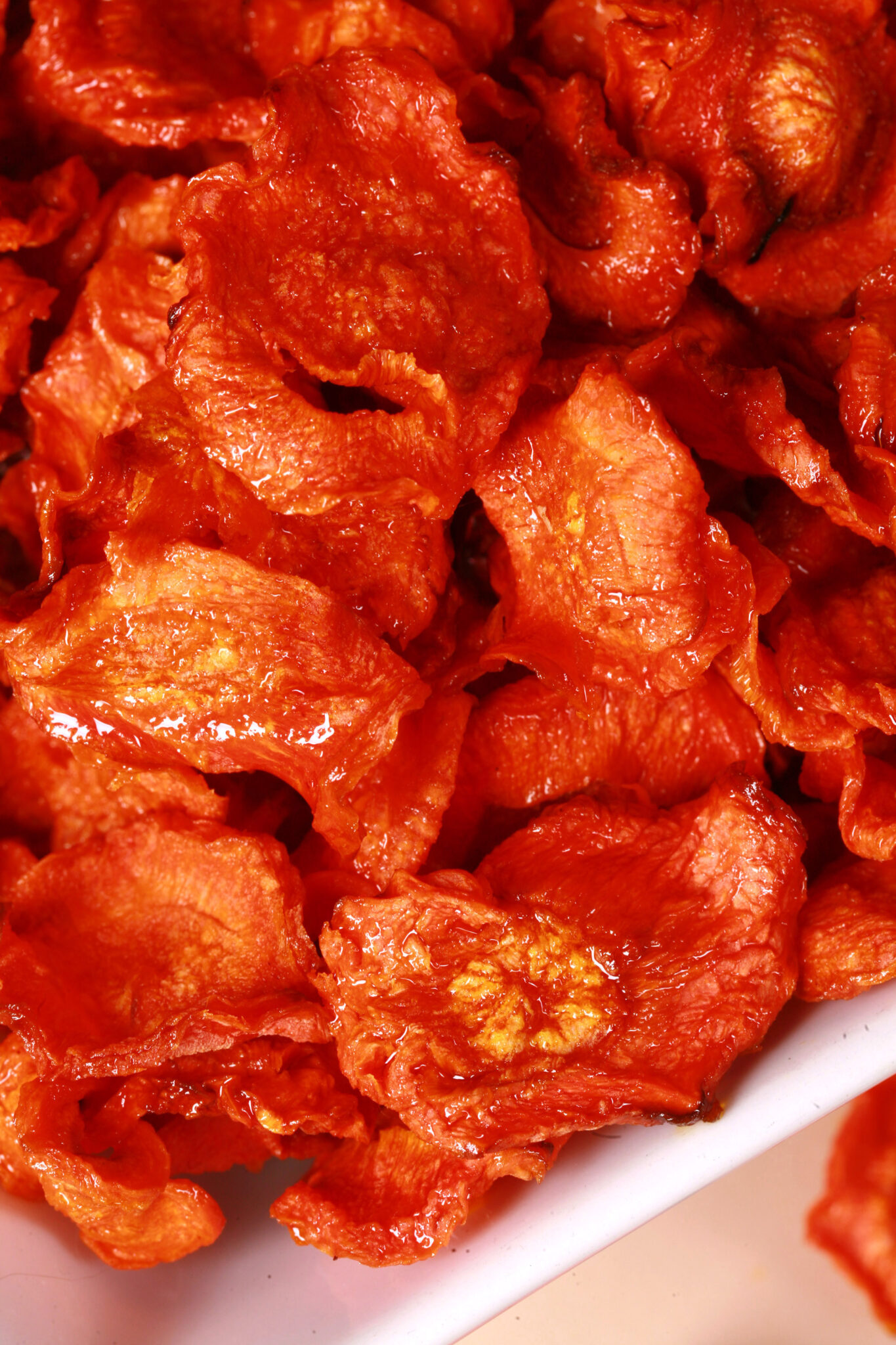 Crispy Carrot Chips Recipe [Food Dehydrator Recipe] - Dried and Tasty