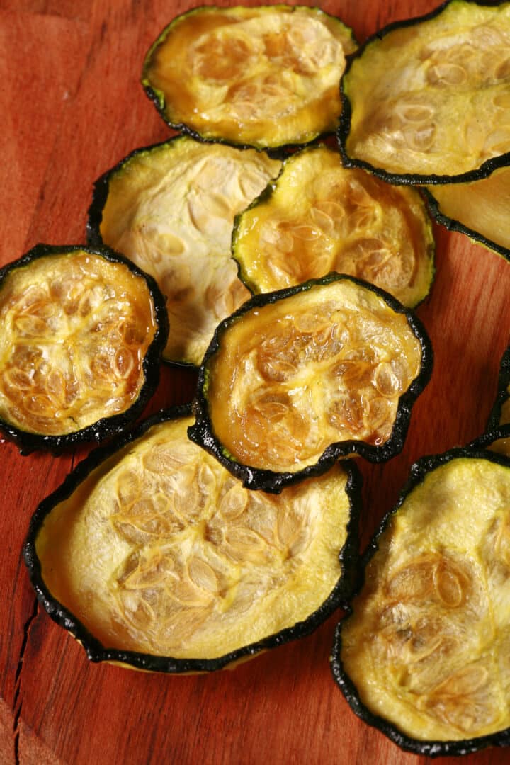 Crispy Dehydrated Zucchini Chips Recipe [Food Dehydrator] - Dried and Tasty