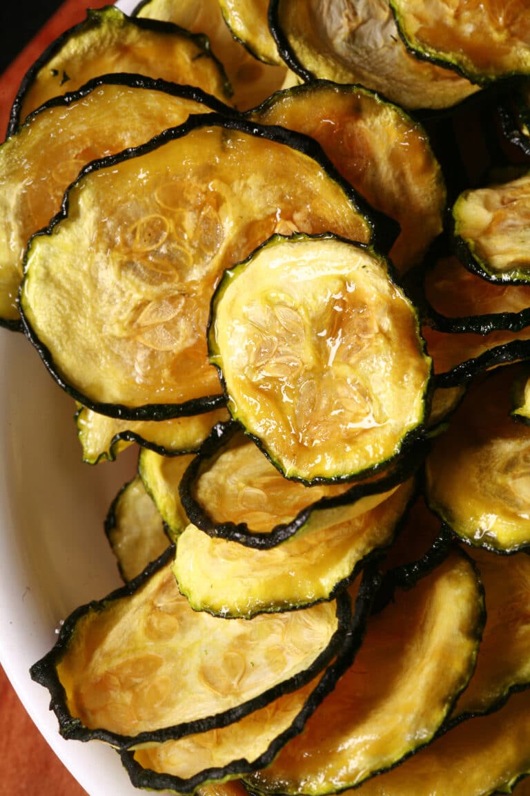 Crispy Dehydrated Zucchini Chips Recipe [Food Dehydrator] - Dried and Tasty