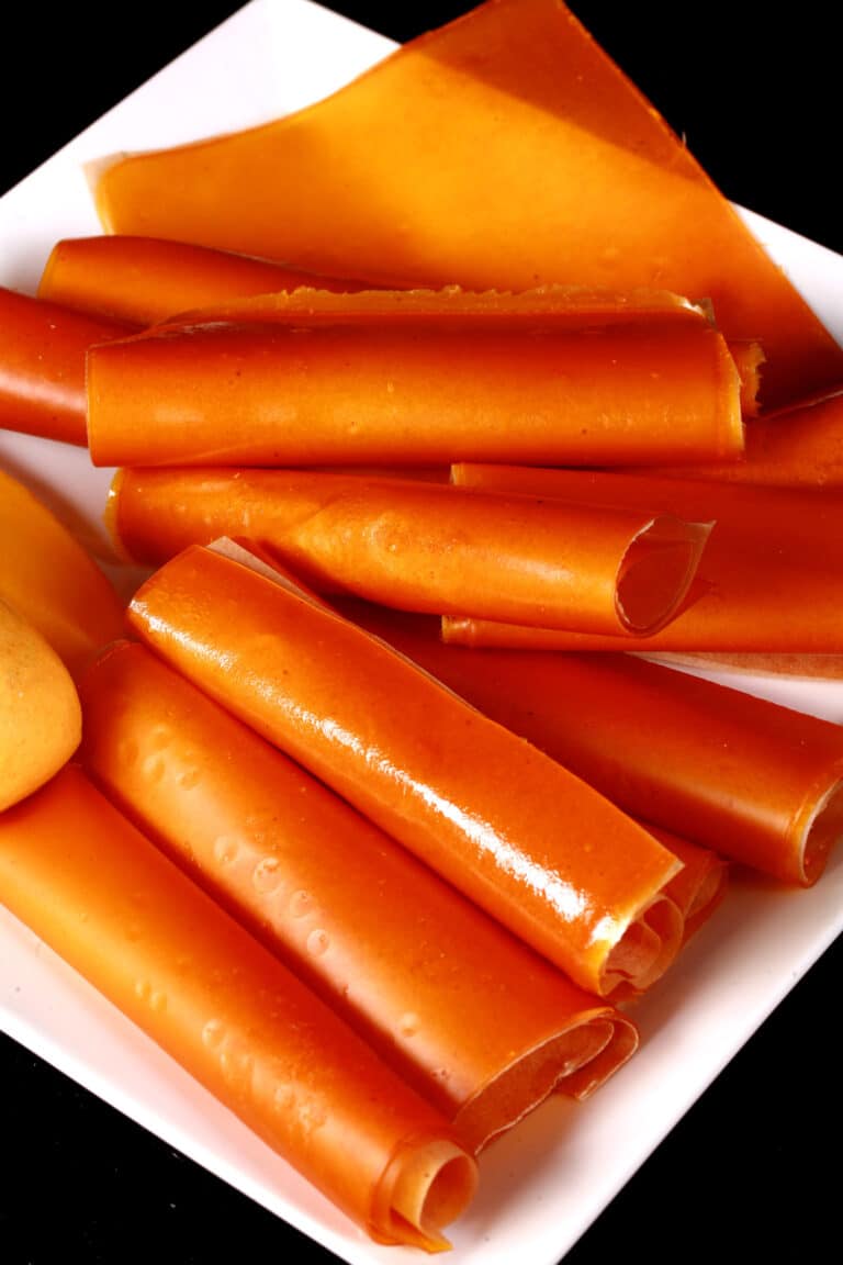Homemade Mango Fruit Leather Recipe [Fresh Fruit Roll-Ups!] - Dried and ...